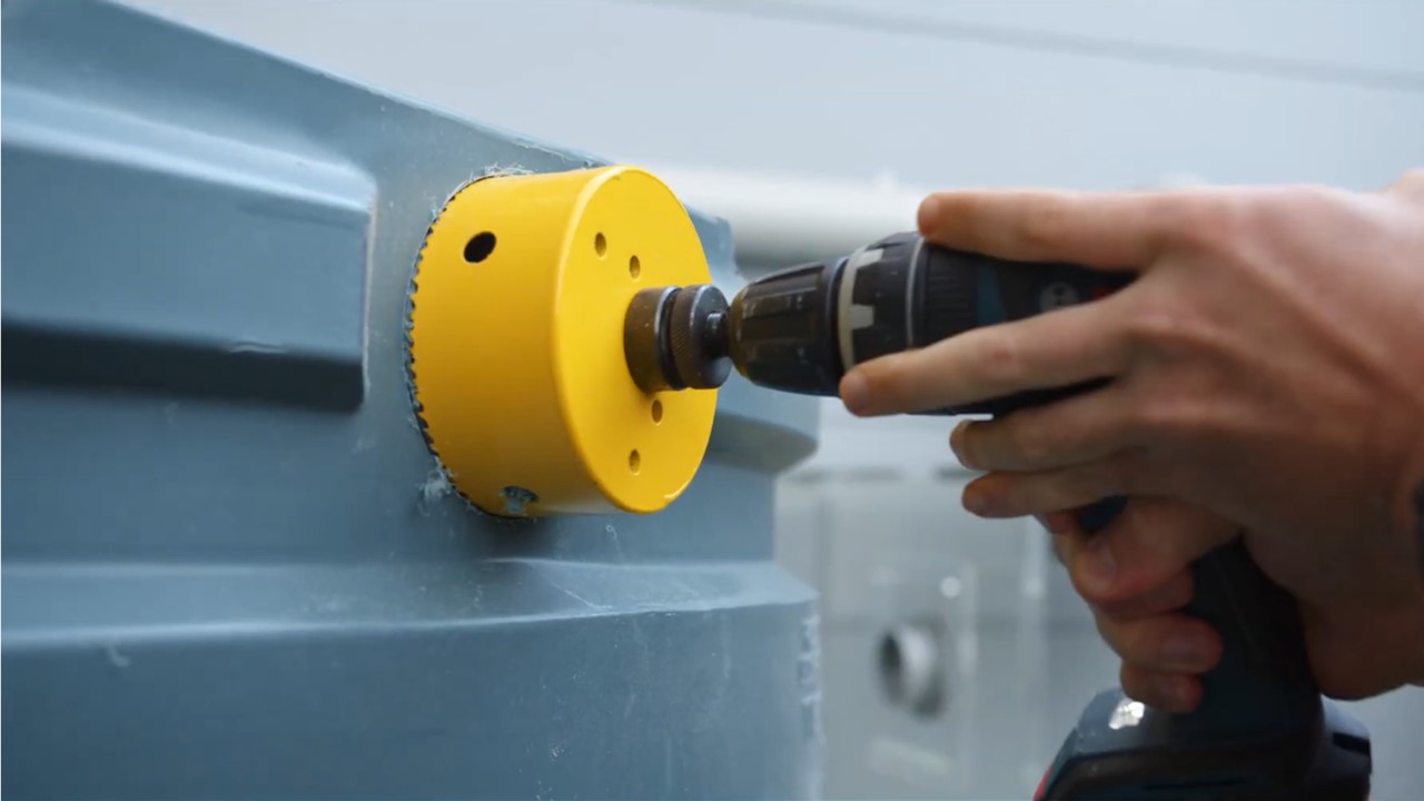 Poly Tanks | How to Install Fittings on a Water Tank