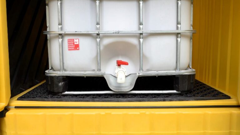 IBC Secondary Containment: Top Solutions for Spill Prevention ...