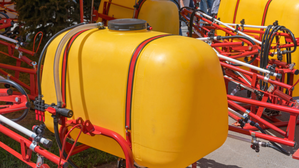 Poly Tanks | 3 Portable Truck Bed Tanks for Vehicle Fleets