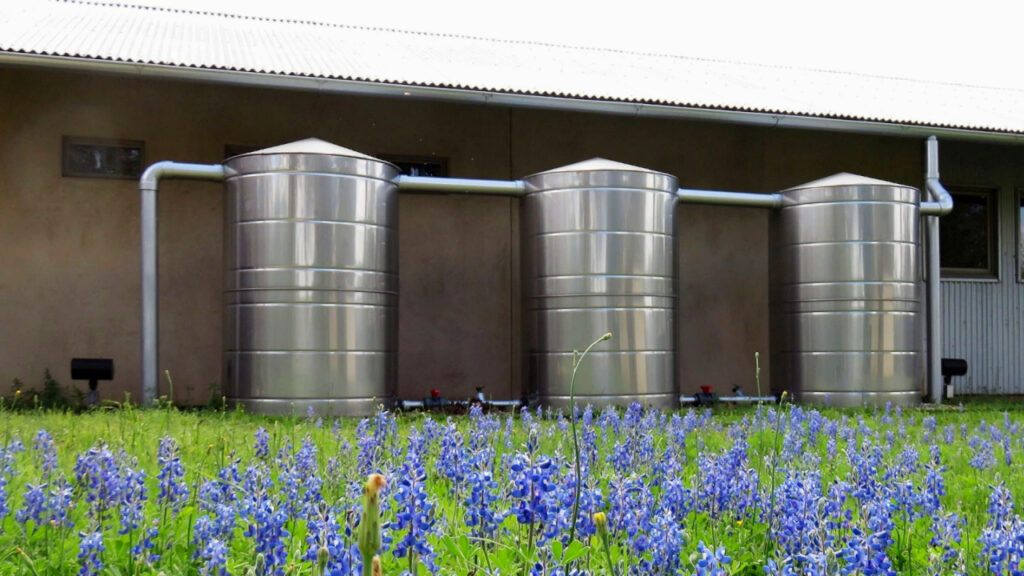 Rainwater Harvesting for Commercial Businesses and Beyond: A Green ...